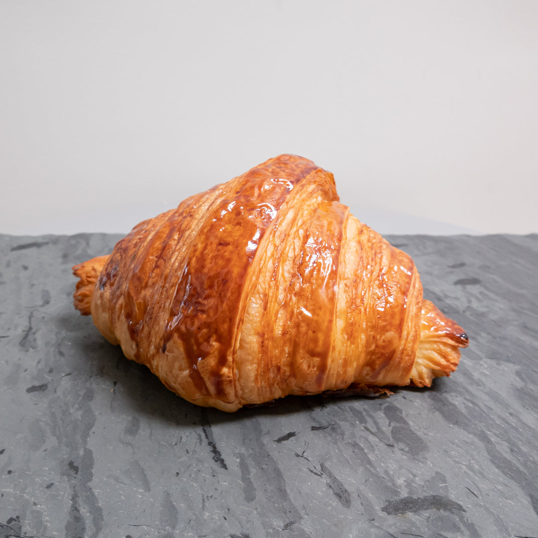 Plain croissant – Sugarbloom Bakery